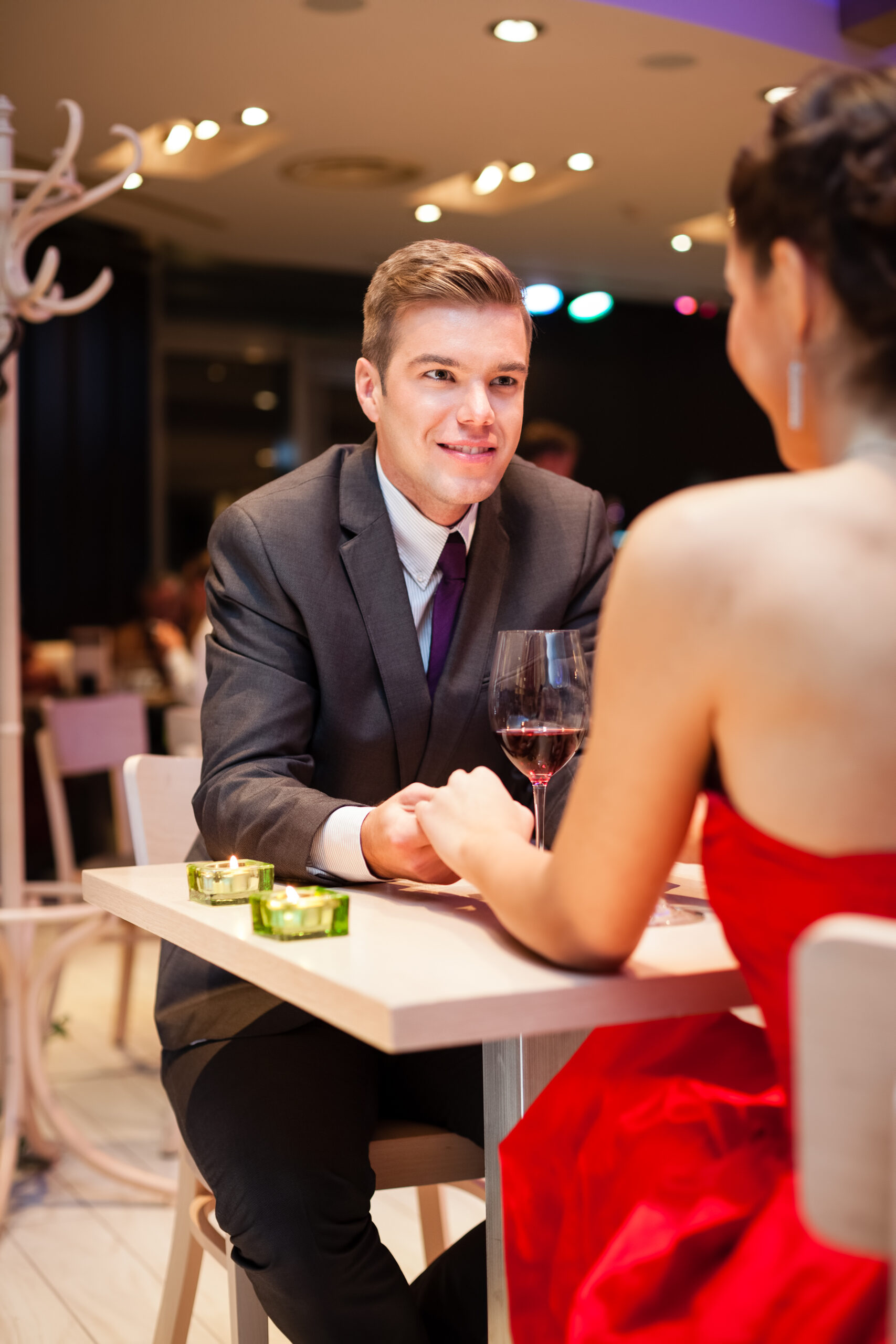 Dating In Your 30s As a Man: 10 Tips For Success - GenThirty